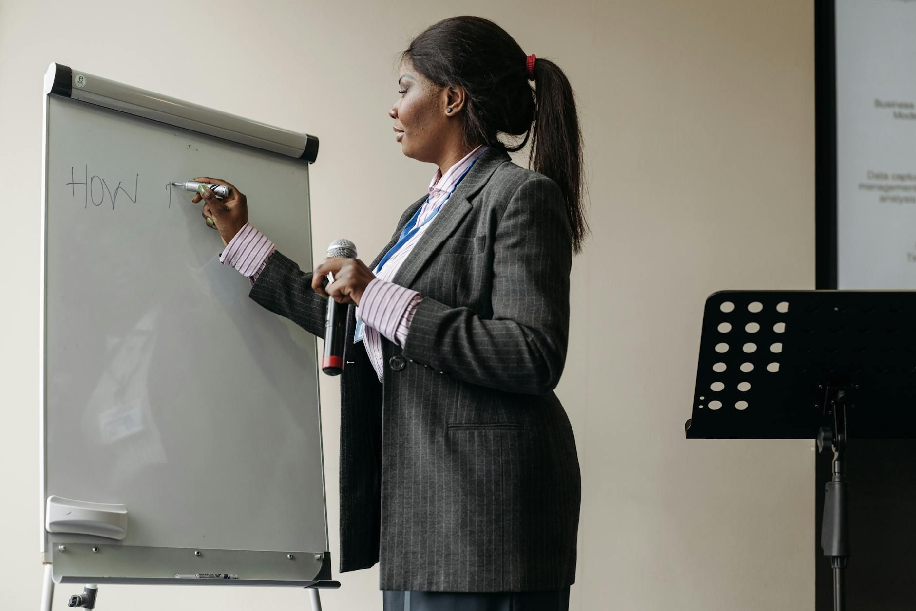 Management and Leadership Seminar: Developing Tomorrow's Leaders ...